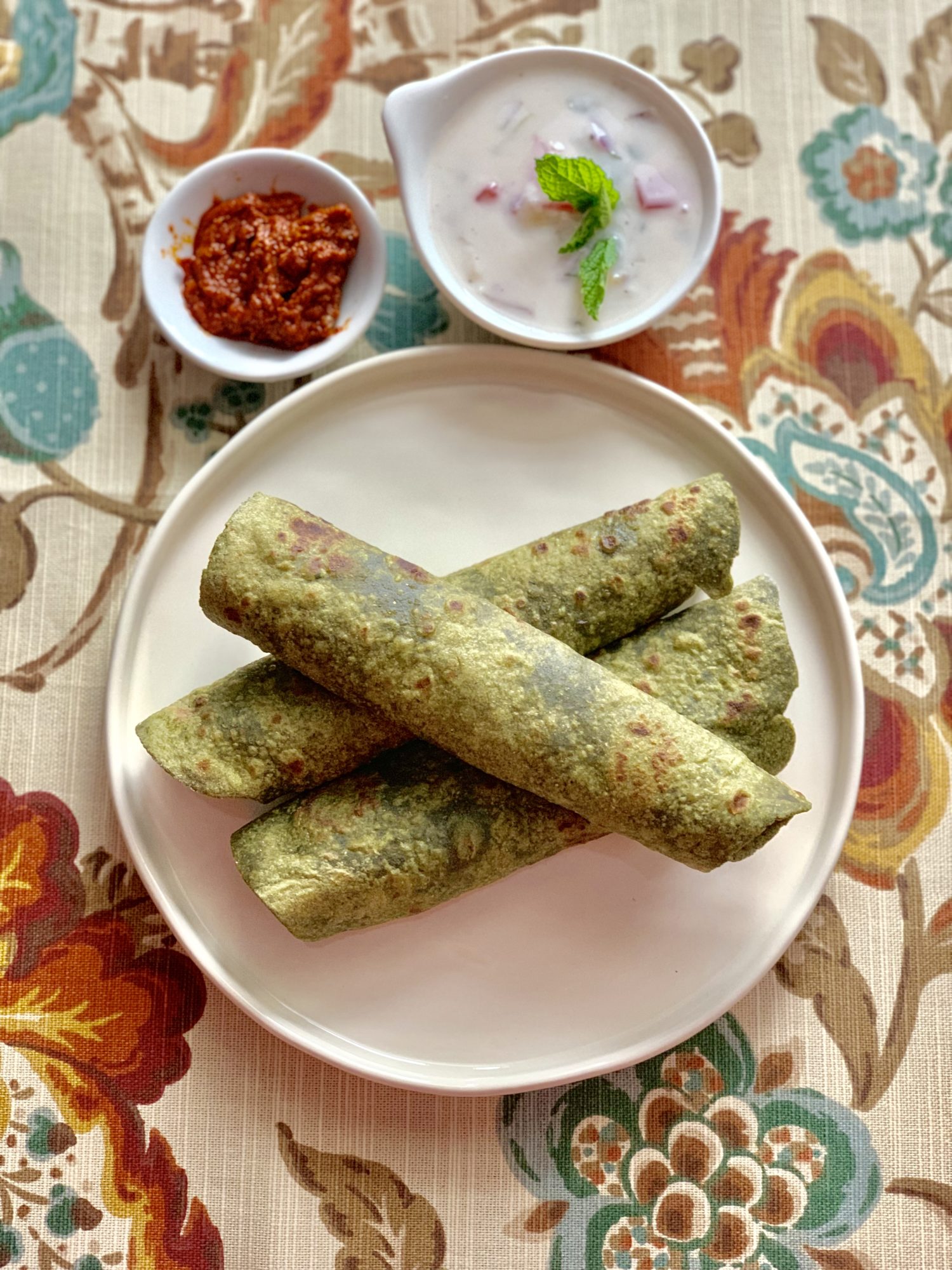 Spinach Paratha (Spinach Indian Flatbread) - Heartycooksroom